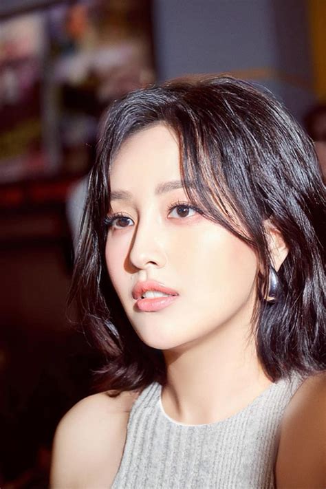 Nhan Sắc Cam Thường Của Mai Phương Thúy Lộ Dấu Hiệu Tăng Cân Khiến Khán Giả Hiểu Lầm