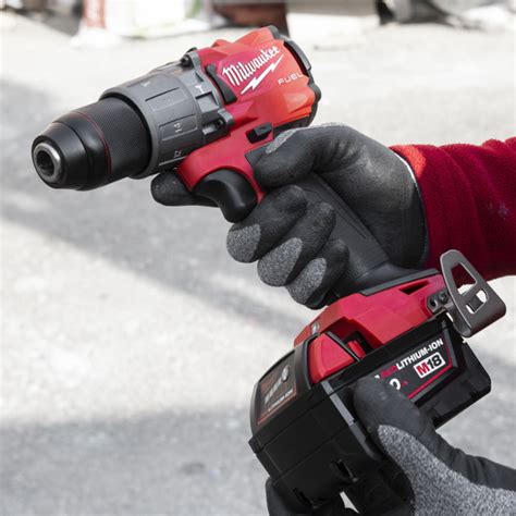 해머드릴 손잡이 타공이나 매립등 타공등 주로 구멍을 뚫는 작업에 사용하는 충전공구 충전공구인테리어 목수가 핵심적으로 사용하는 공구 List