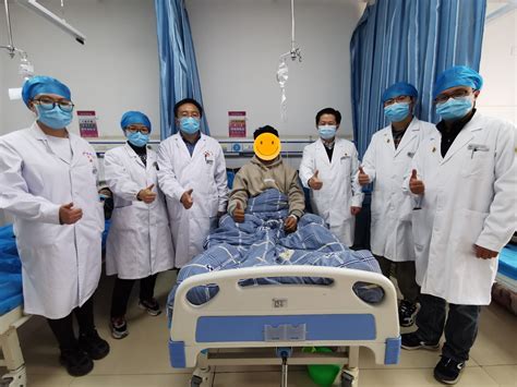 跨越2700公里 专家成功救治突发重症胆源性胰腺炎青年