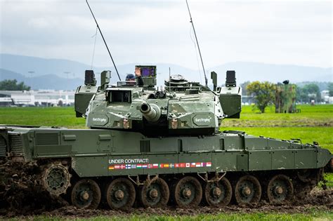 Leopard 2a7 Integrated With Trophy Aps R Tankporn