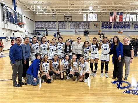 Sports Queens Return To Playoffs For Second Straight Season 830times