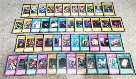 Complete Starter Deck Yugi Dark Magiciangaiadragonelfclown Etc