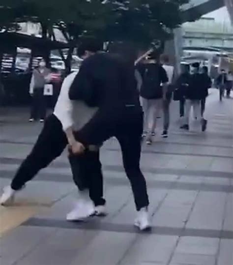 빠르게 확산 중인 수원역 ‘현피 영상 프로 경기 뺨 쳤다는 당시 상황 사진 포스트쉐어