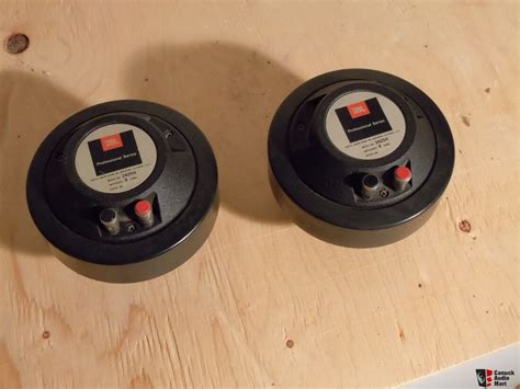 Jbl H Compression Drivers Photo Canuck Audio Mart