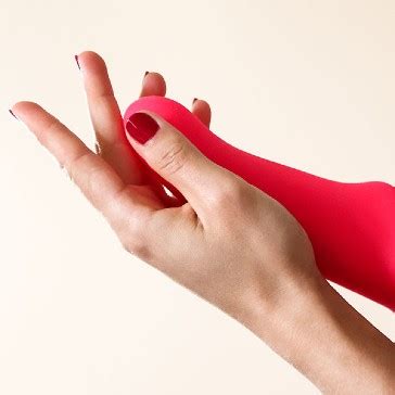 Wearable Technology Gets A Sexy Fashion Makeover Future Of Sex