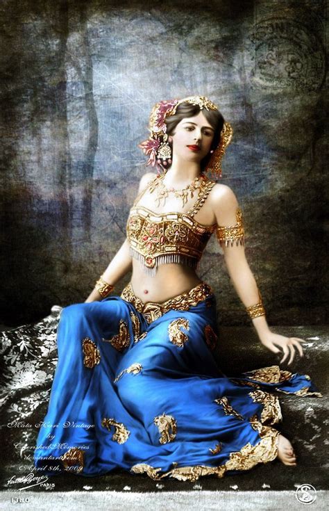Mata Hari Dancing