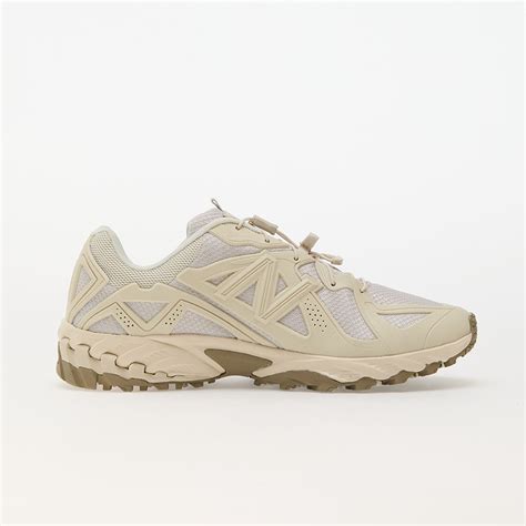 Мъжки кецове и обувки New Balance 610 Beige Footshop