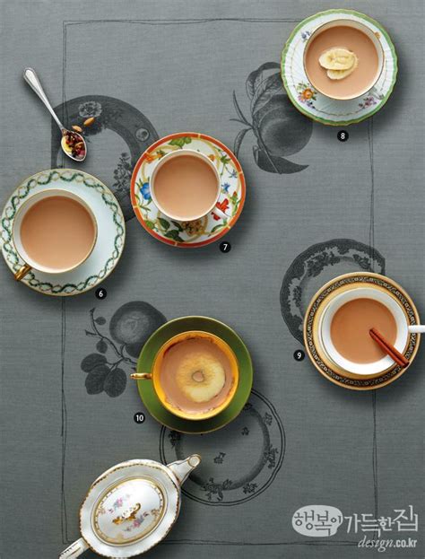 행복이 가득한 집 홍차 한잔 하실래요 홍차 타파웨어 찻잔