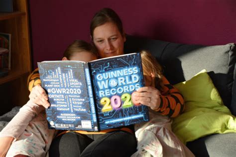 Zeit Für Einen Familien Weltrekord Mit Dem Guinness World Records 2020