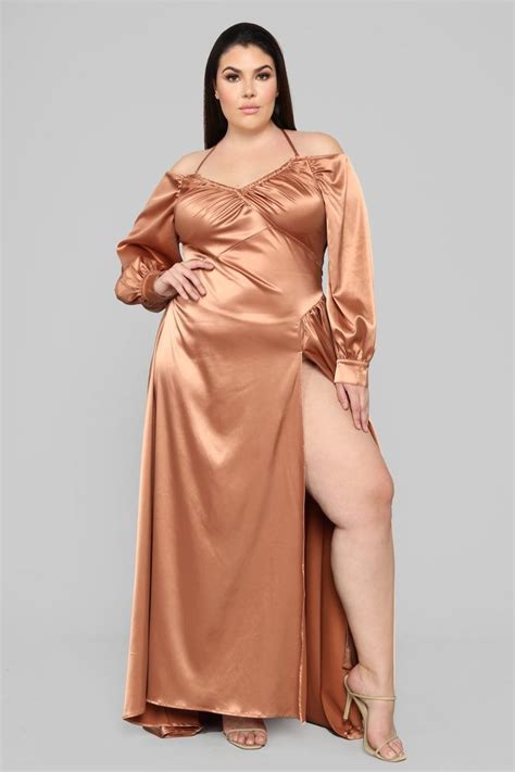 Plus Size Maxi Dress Curvy Women Outfits Satin Maxi Dress