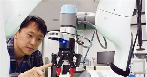Etri 스스로 판단하는 제품조립 로봇 Ai 개발조립 생산성 향상 이끈다