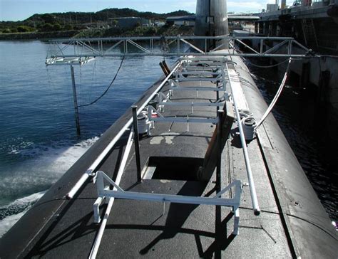 Underwater Sound Source Localization Using Near Field Acoustic