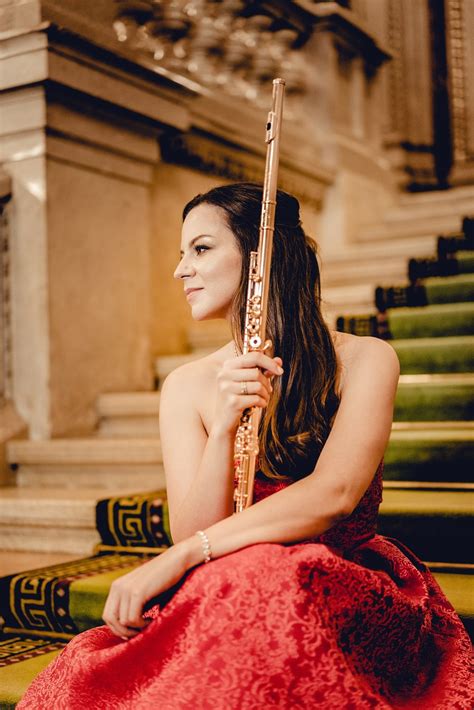 Karin Bonelli Flutist At The Vienna Philharmonic Orchestra