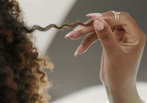 The Controversial History Of The Hair Typing System Natural Hair Styles Texturizer On Natural