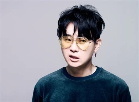 이승환 尹 헌정곡 합창 가사 보자 북한 감성 가득경애하는 윤석열 동지 아주경제