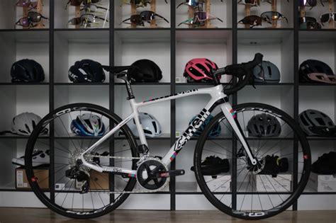 자전거에도 아름다움이 있다 치넬리 슈퍼스타 스램 라이벌 Axs E Tap 카본 로드자전거 입고 네이버 블로그