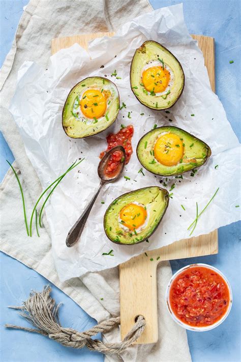 Avocado Mit Ei Schneller Low Carb Snack Simply Yummy