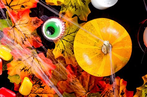 할로윈 장식 호박 진저 브레드의 다양한 검은 배경에 거미와 거미줄 가을 휴일 개념 수확 복사 공간 상단보기 10월에 대한 스톡 사진 및 기타 이미지 Istock