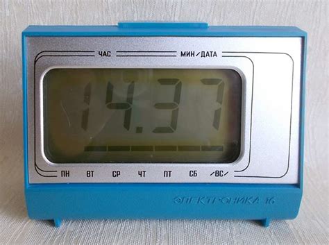 Часы электронные настольные Электроника 16