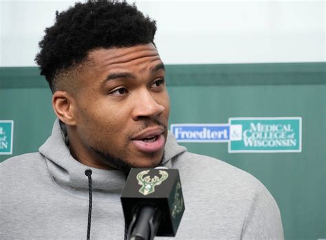 Milwaukee Bucks Milwaukee Journal Sentinel