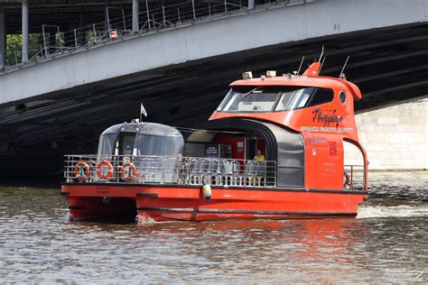 Гвоздика — Фото — Водный транспорт