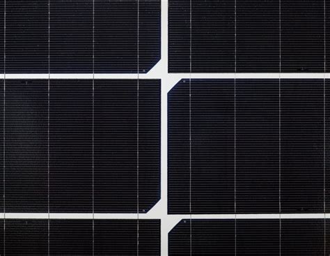 Hanwha Q Cells Making Mono Perc Half Cut Cell Module Available In Europe Pv Tech