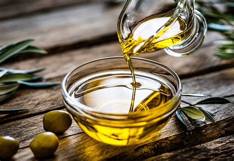 Can I Use Olive Oil To Remove Eye Makeup