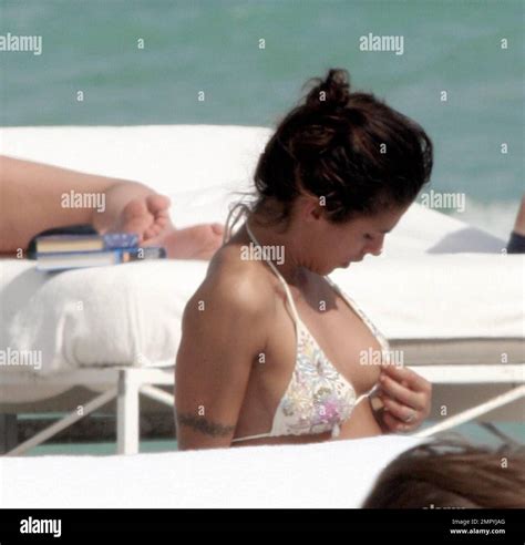 Elisabetta Canalis Spends Time At The Beach While On Vacation In Miami