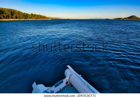 162 Imágenes De Small Dinghy Aerial Imágenes Fotos Y Vectores De