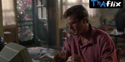 Alicia Silverstone Breasts Scene In The Crush Tnaflix Com