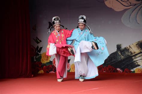 宜兴旅游赏戏曲之美品梁祝情缘善卷洞的爱恋等你来加戏