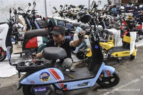 Lagi Cari Motor Listrik Simak 5 Rekomendasi Motor Listrik Dan Harganya