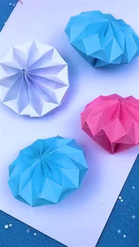 Снежинки из бумаги или Как сделать снежинку легко Origami Easy Paper Crafts Origami Crafts Diy