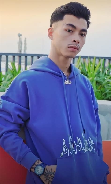 វណ្ណដា ក៏ជាអ្នកគាំទ្រ ខាន់ ចេសា ហើយហៅនាង ជាគ្រាប់ពេជ្ររបស់កម្ពុជា Khmerload Cambodia Latest News