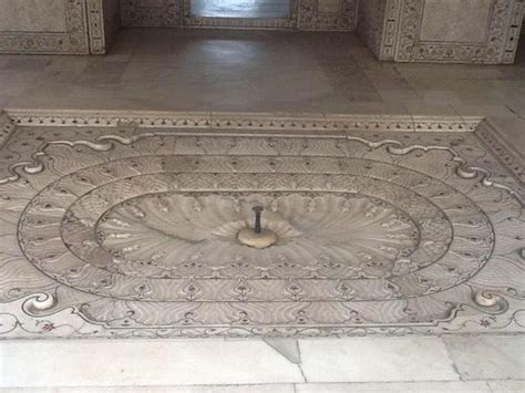 목적지 없는 세계여행 물이 나오는 곳 그때도 물이 나왔나 사암 조각의 향연들 요거좀