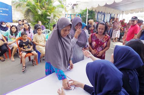 Pembagian Sembako Murah Indonesia Re