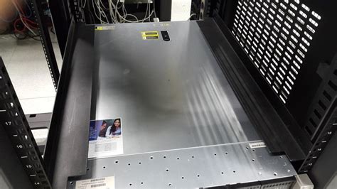 랙에 서버를 설치하는 방법 가비아 라이브러리