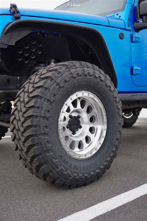 2015 Jeep Wrangler Wheel Offset Aggressive 1 Outside Fender