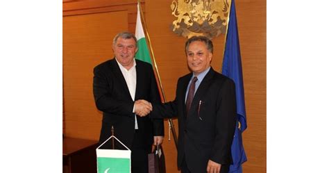 Ще внасяме ориз и банани от Пакистан