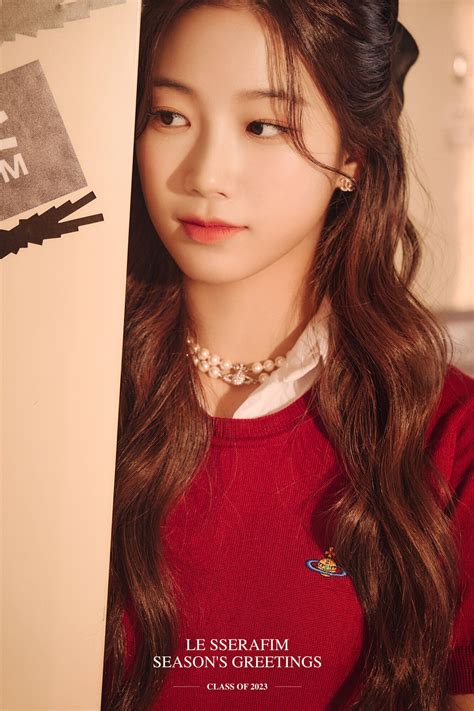 Le Serrafim Season S Greetings 2023 Class Of 2023 Sakura Artofit