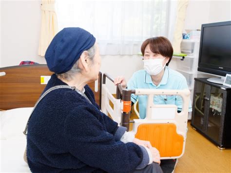 高齢者サービス 社会福祉法人 むべの里光栄