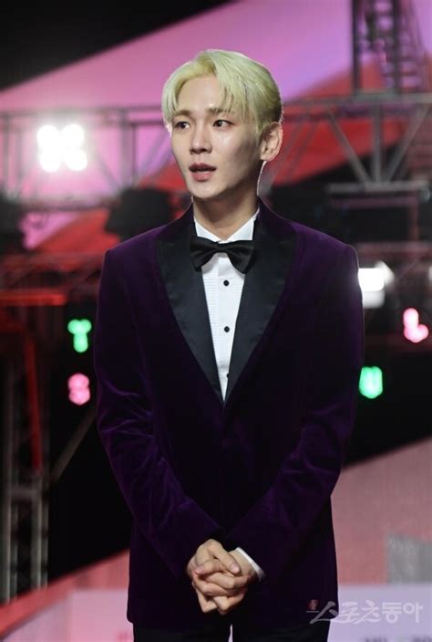 키 예의 바른 인사 포토 ｜스포츠동아