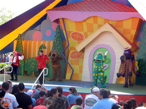 Wiggles World Theater At Six Flags Great Adventure