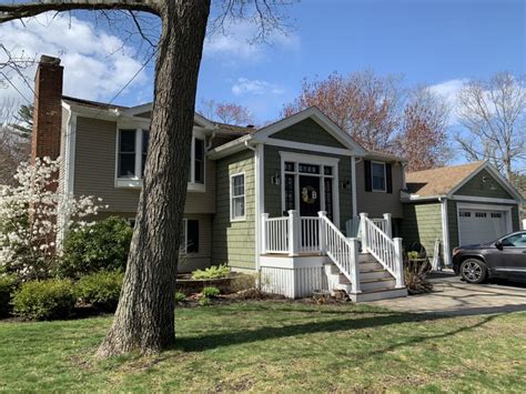HOW TO UPDATE AND MODERNIZE YOUR SPLIT LEVEL EXTERIOR