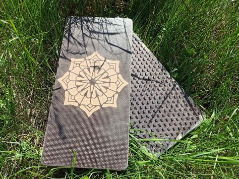 Дошка Садху з мідними цвяхами Йога та медитація цвяхостояння 2 470 грн Атлетика фитнес