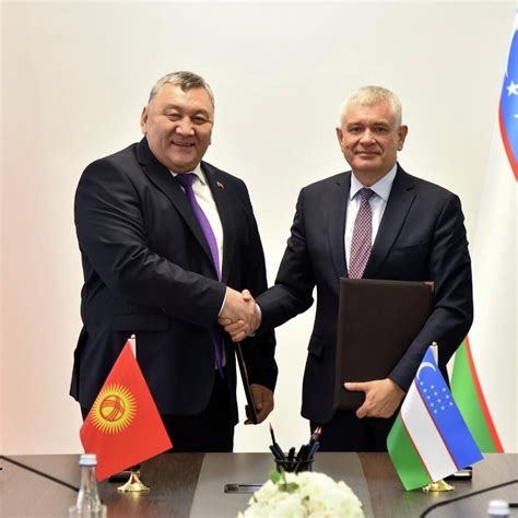 Секретари совбезов Узбекистана и Кыргызстана подписали протокол