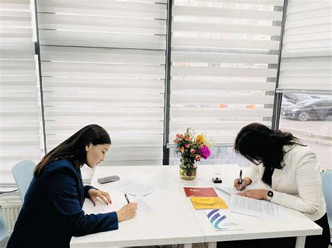 Карьер хөгжлийн төв Added A New Photo Карьер хөгжлийн төв