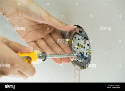 How To Wire A Plug Hi Res Stock Photography And Images Alamy