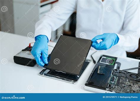 Electronics Technician Electronic Engineering Electronic Repair Electronics Measuring And
