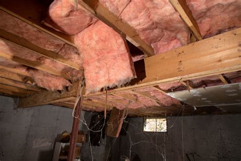 How To Cut Fiberglass Insulation Lengthwise Storables